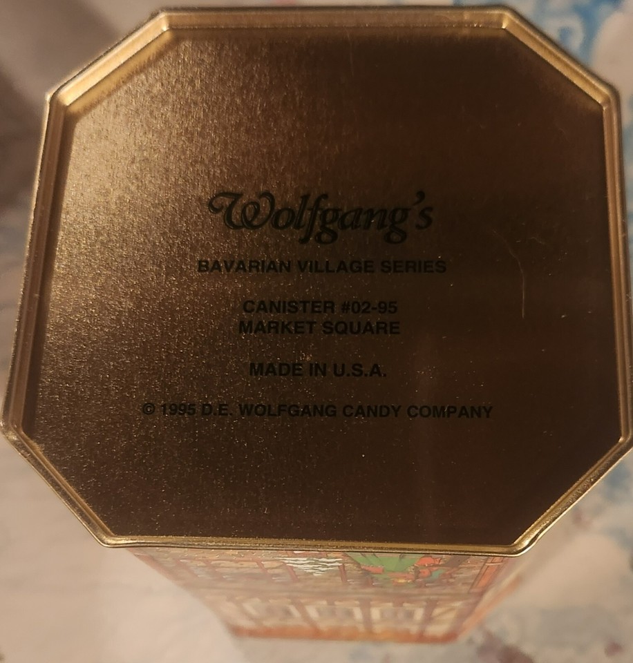 VTG 1995 WOLFGANG CANDY CO. Bavarian Village Series ~ MARKET SQUARE TIN ...