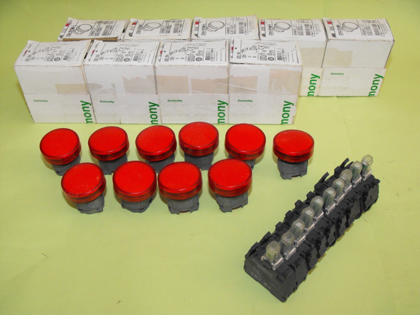 Schneider Electric Telemecanique ZB4-BV04+ZBV-B4.Pilot Light Red ...