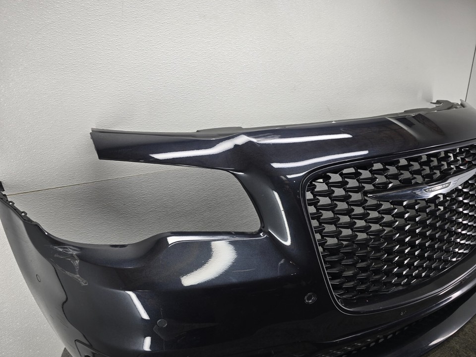 2017-2023 Chrysler 300 S OEM Front Fascia Exterior Cover Grill Complete ...