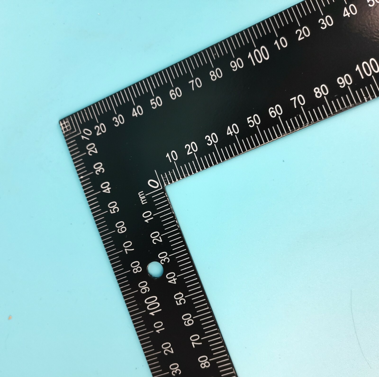 Try Flat Steel L Square 400 x 600 mm carpenters Builders Black 24x16 ...