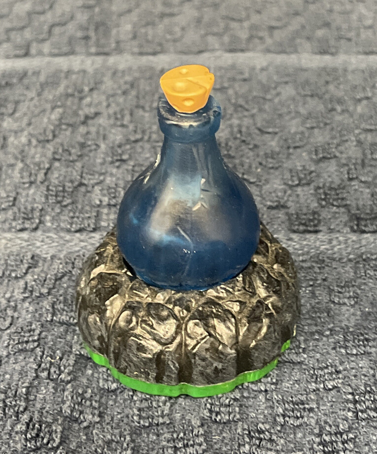 Skylanders Spyro's Adventure Figure Healing Elixir in played with ...