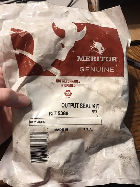KIT5389 Meritor Transmission Output Seal Kit Replacement for sale ...