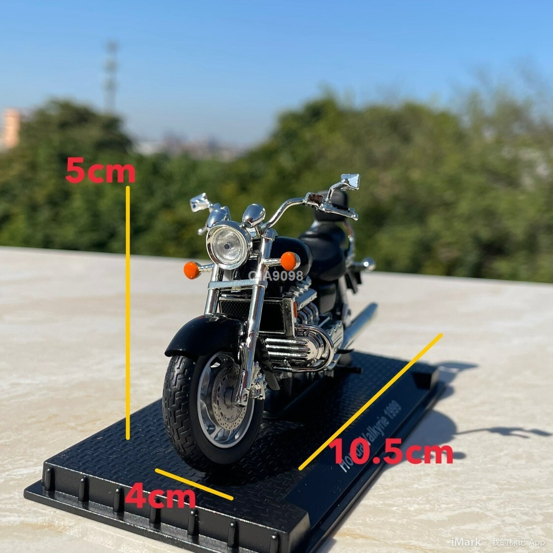 Maico Motorcycle 1/24 Scale Honda Valkyrie Motorcycle Model - 1999 ...