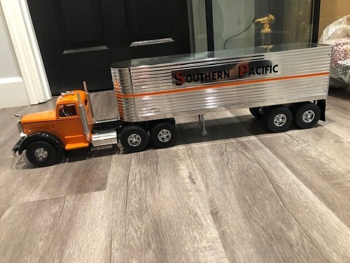 SMITH MILLER SOUTHERN PACIFIC LF AND TRAILER 22 INCH CUSTOM BUILT SMITH ...
