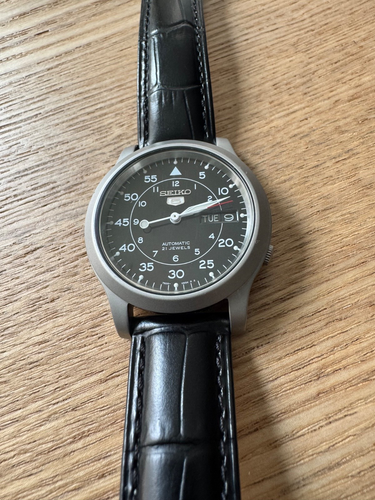 Seiko 5 SNK809 Automatic Watch | Black Dial | Leather Strap | 37mm | eBay