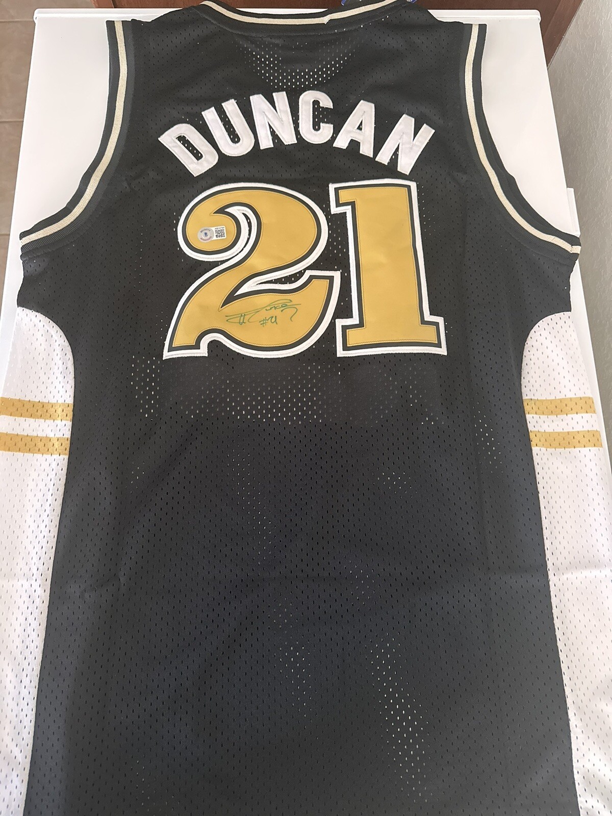 TIM DUNCAN AUTOGRAPH WAKE FOREST JERSEY BAS LOA AB10789 RARE | eBay