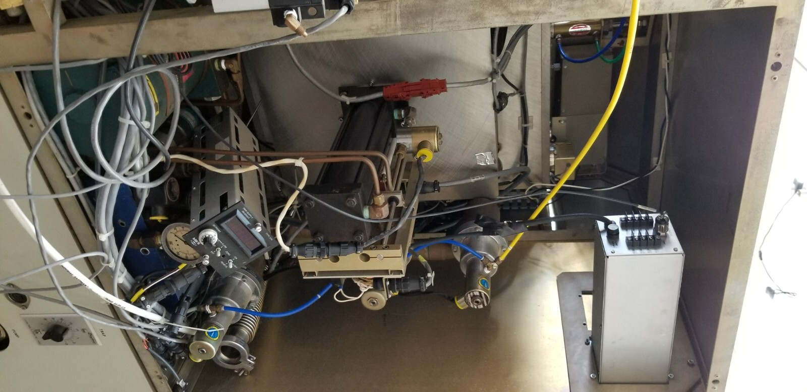 MRC 603 (Material Research Corp) 3 Target Sputtering system. Lots of ...