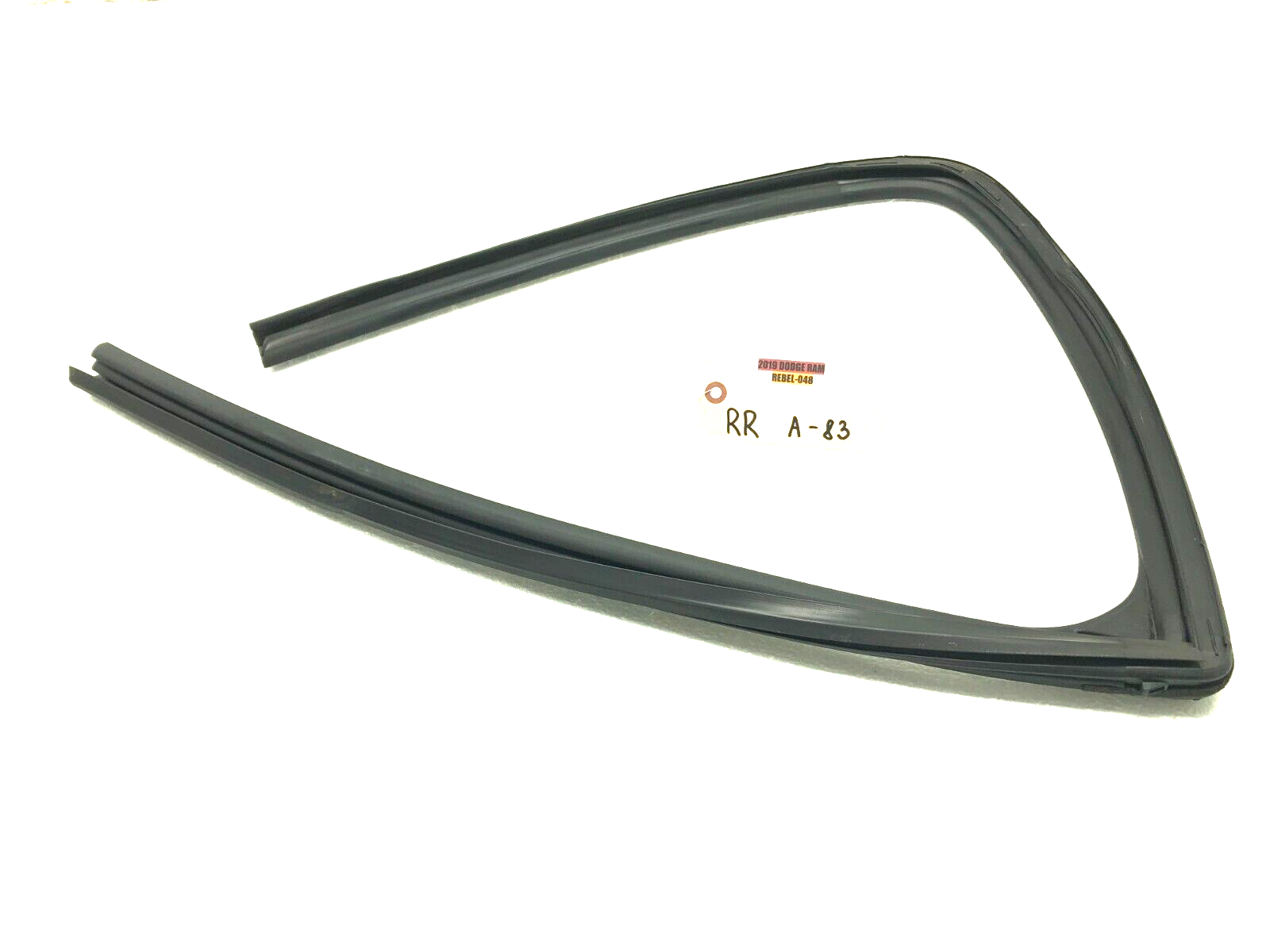 2019-2024 RAM 1500 RIGHT PASS REAR DOOR GLASS WINDOW RUN WEATHERSTRIP ...