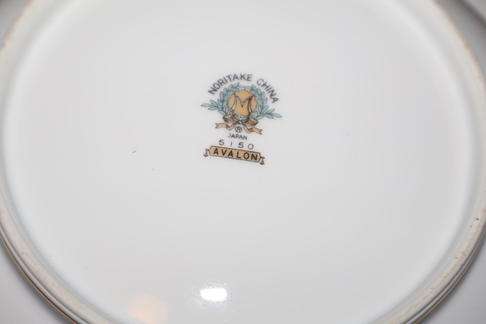 VINTAGE NORITAKE AVALON 5150 DINNER SET CIR 1955 62 PC SET & MANY ...