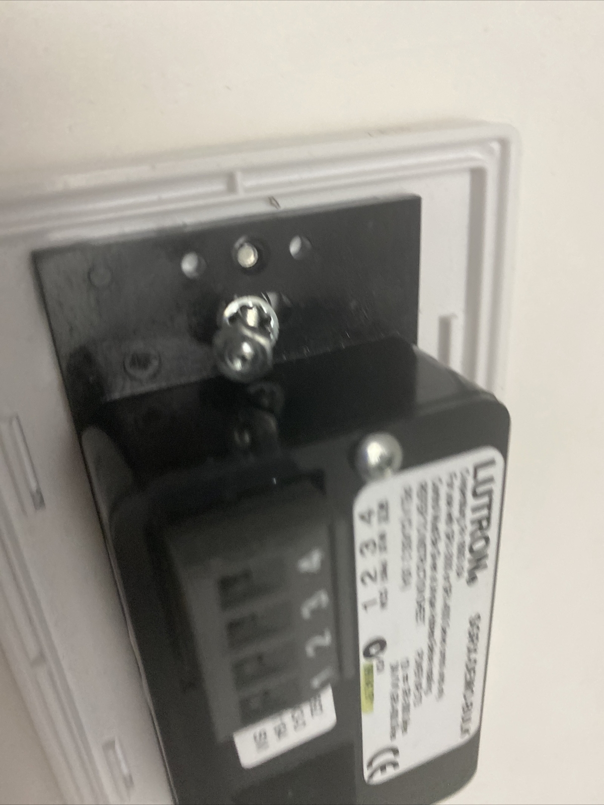 LUTRON 6 KEYPAD SGRX -DEMO BULK COLOR WHITE . | eBay