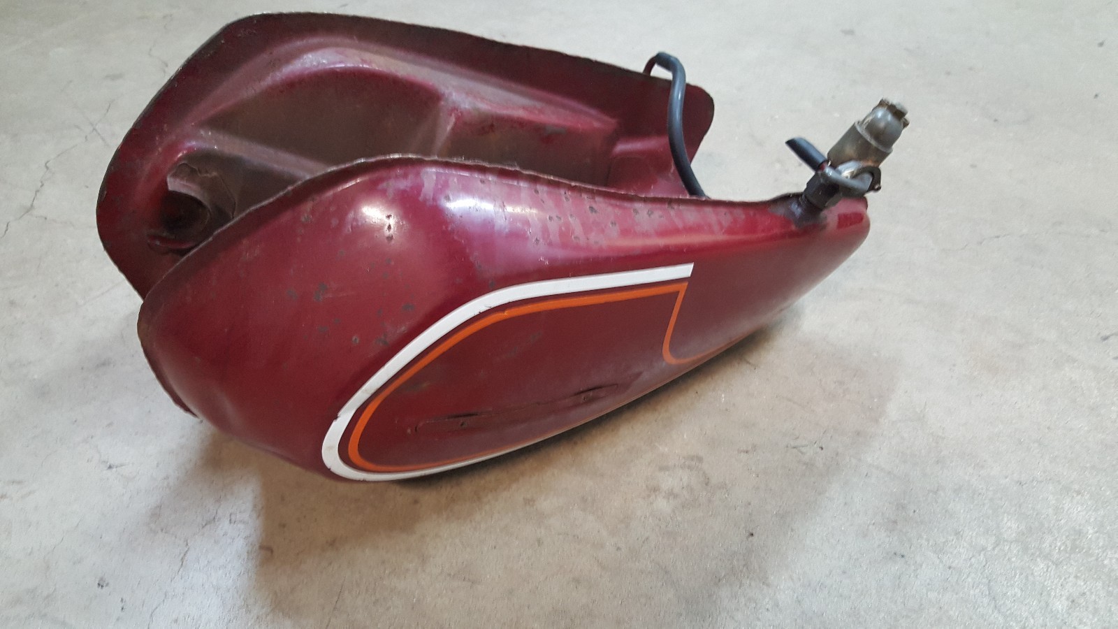 1972 Honda CL350 Gas Fuel Petrol tank original Paint red w petcock CL ...