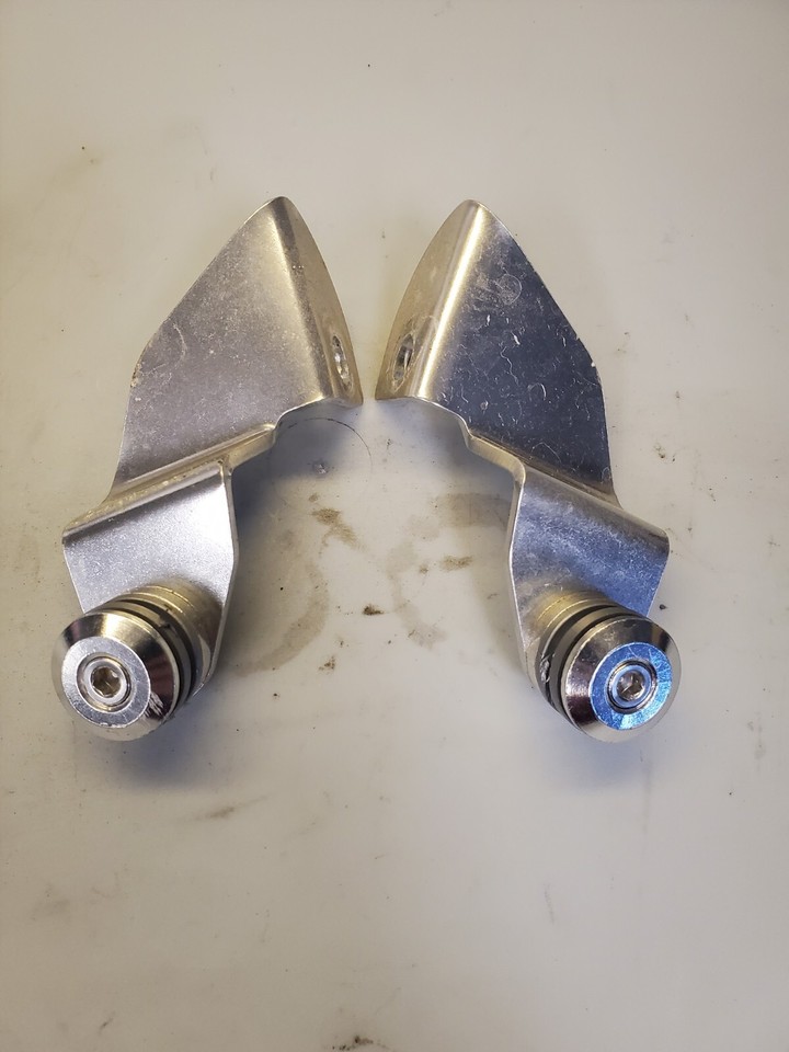 05 Suzuki Boulevard C90 VL1500 front upper clamp fairing brackets | eBay