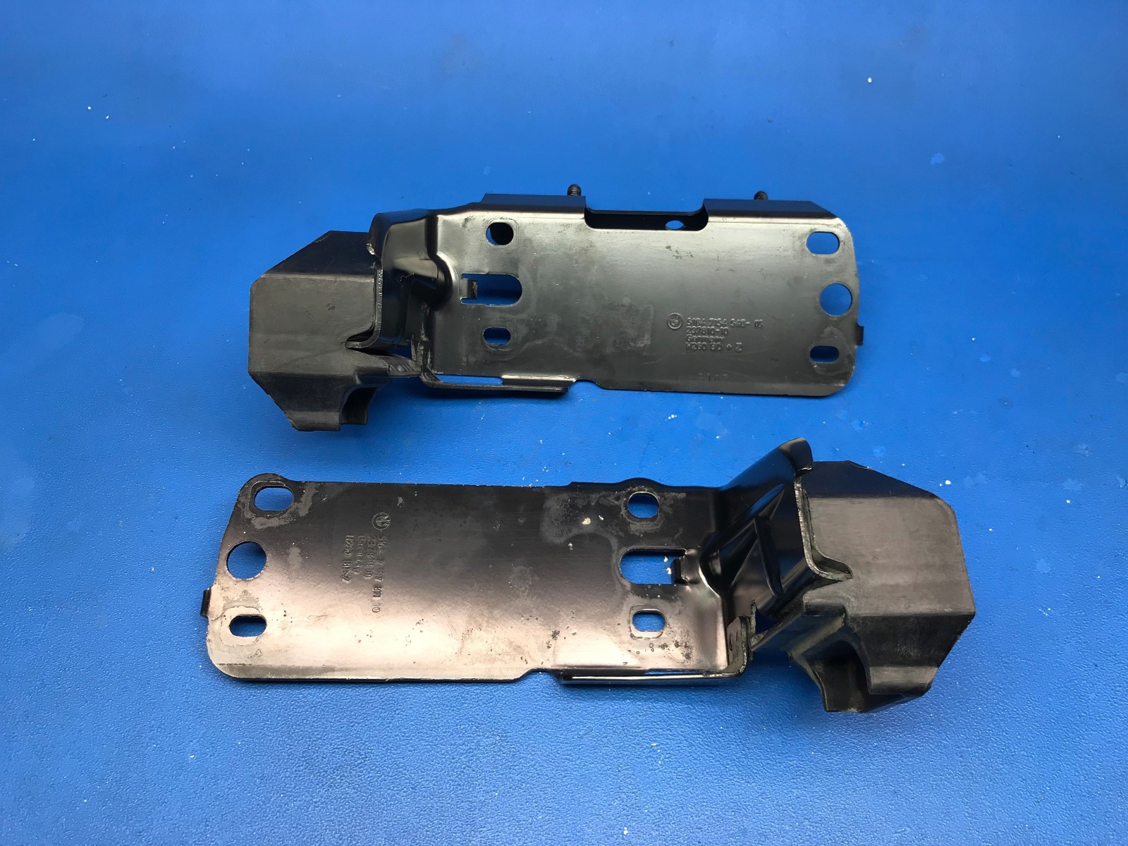 07-11 BMW E82 E88 E90 E92 135I 335I LEFT RIGHT RADIATOR SUPPORT ...