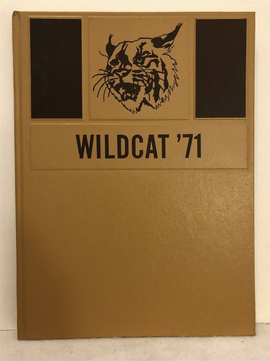 High School Yearbook 1971 Vintage 1971 High School Yearbook, USA Stock