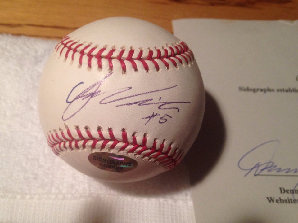 JUAN URIBE Autographed Signed Rawlings OML Baseball SIDSGRAPHS | eBay