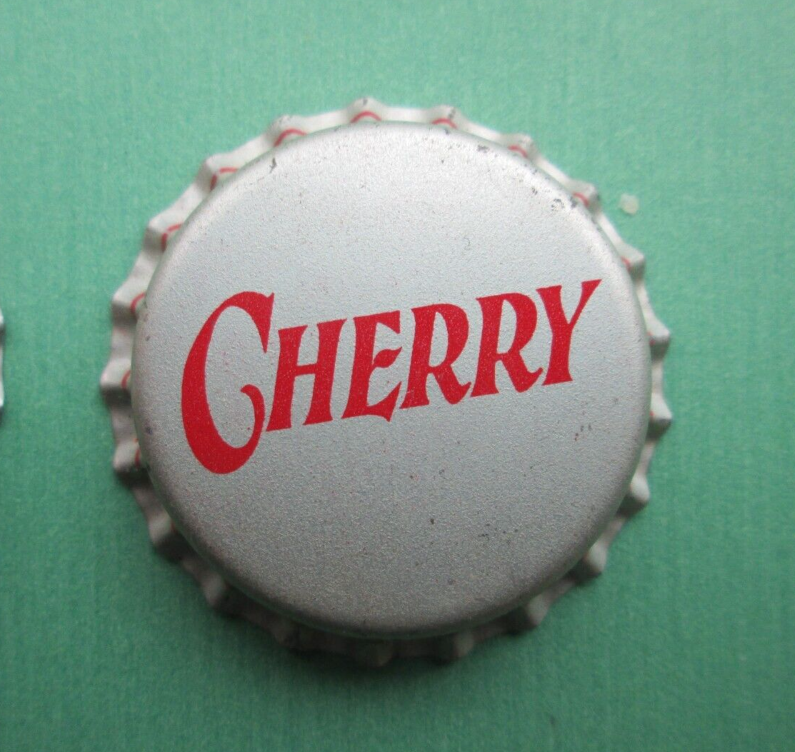 3 VINTAGE UNCRIMPED CORK SODA CAPS CRUSH INTERNATIONAL LTD TORONTO KIK ...