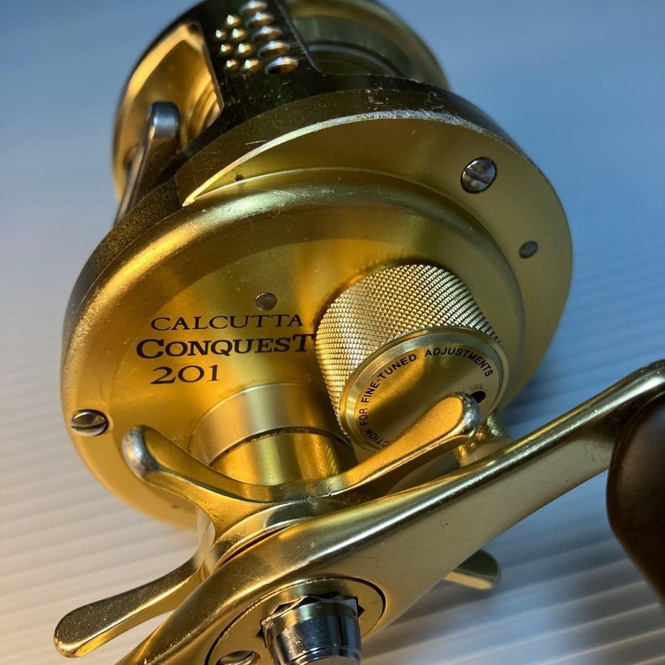 Shimano Calcutta Conquest 201 Baitcasting Reel Left Handle LH Round ...