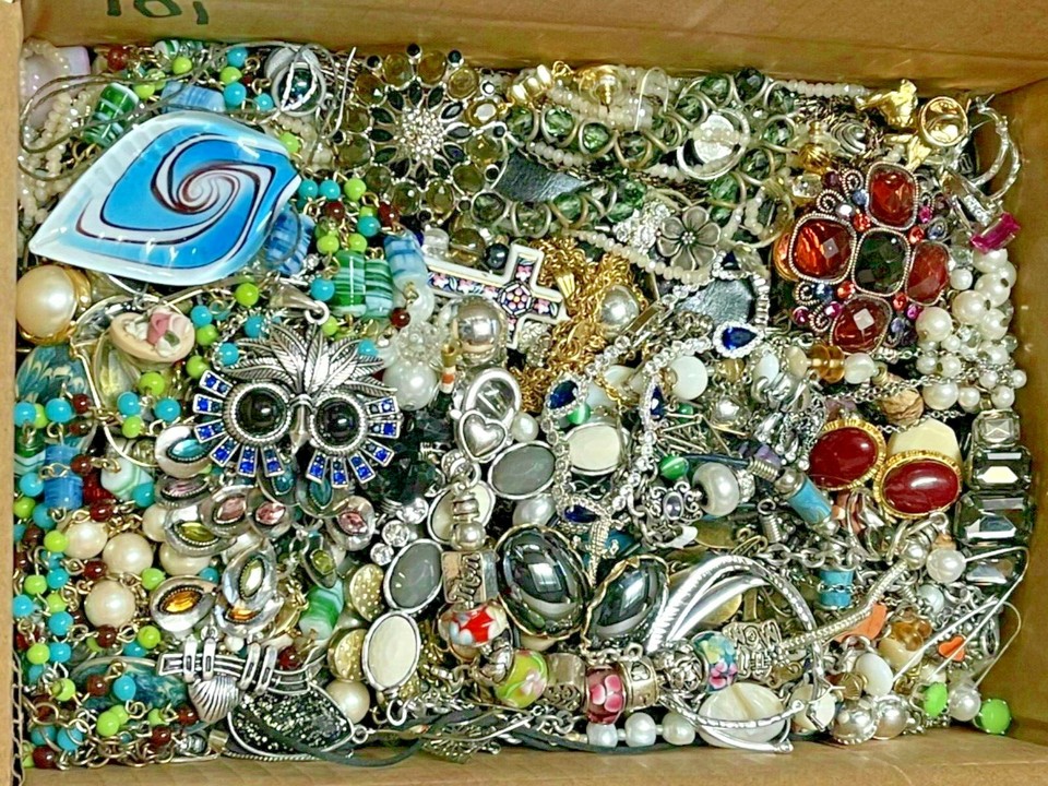 Unsorted Jewelry Vintage Modern Huge Lot Junk Craft Box FULL 3 POUNDS ...
