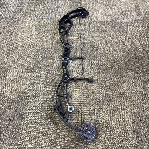 Bowtech Reckoning 38 RH Black 60lb | eBay