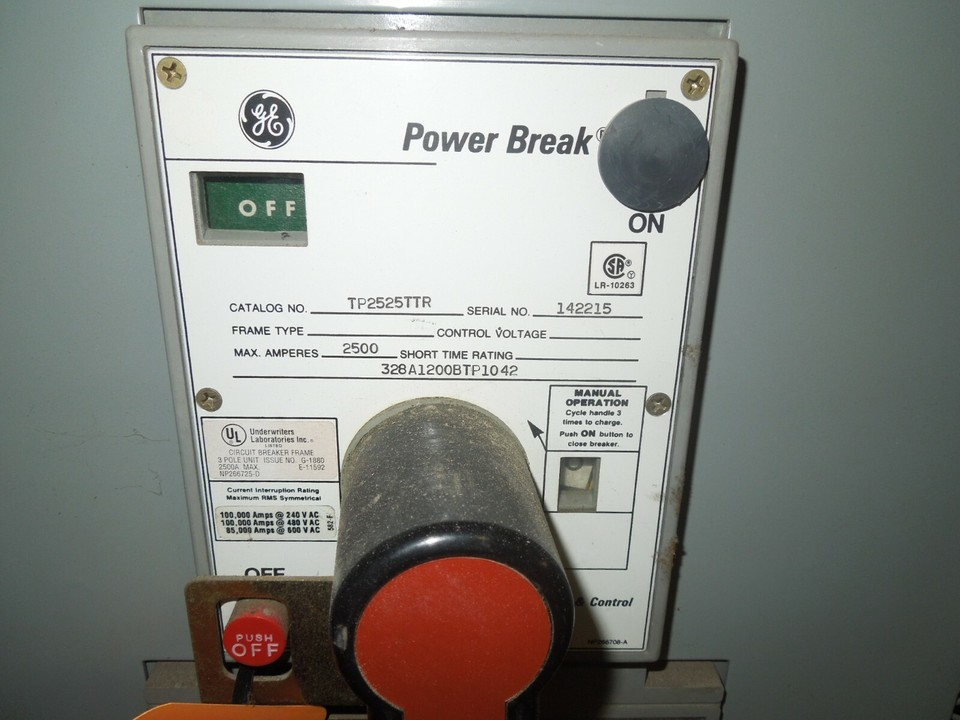 GE AV-Line Switchboard 2500A 3ph 480/277V Power Break Main-Tie-Main ...
