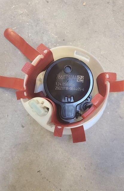 Mopar 68192659ah Consisting of 68085908ah Urea Pump Module and ...