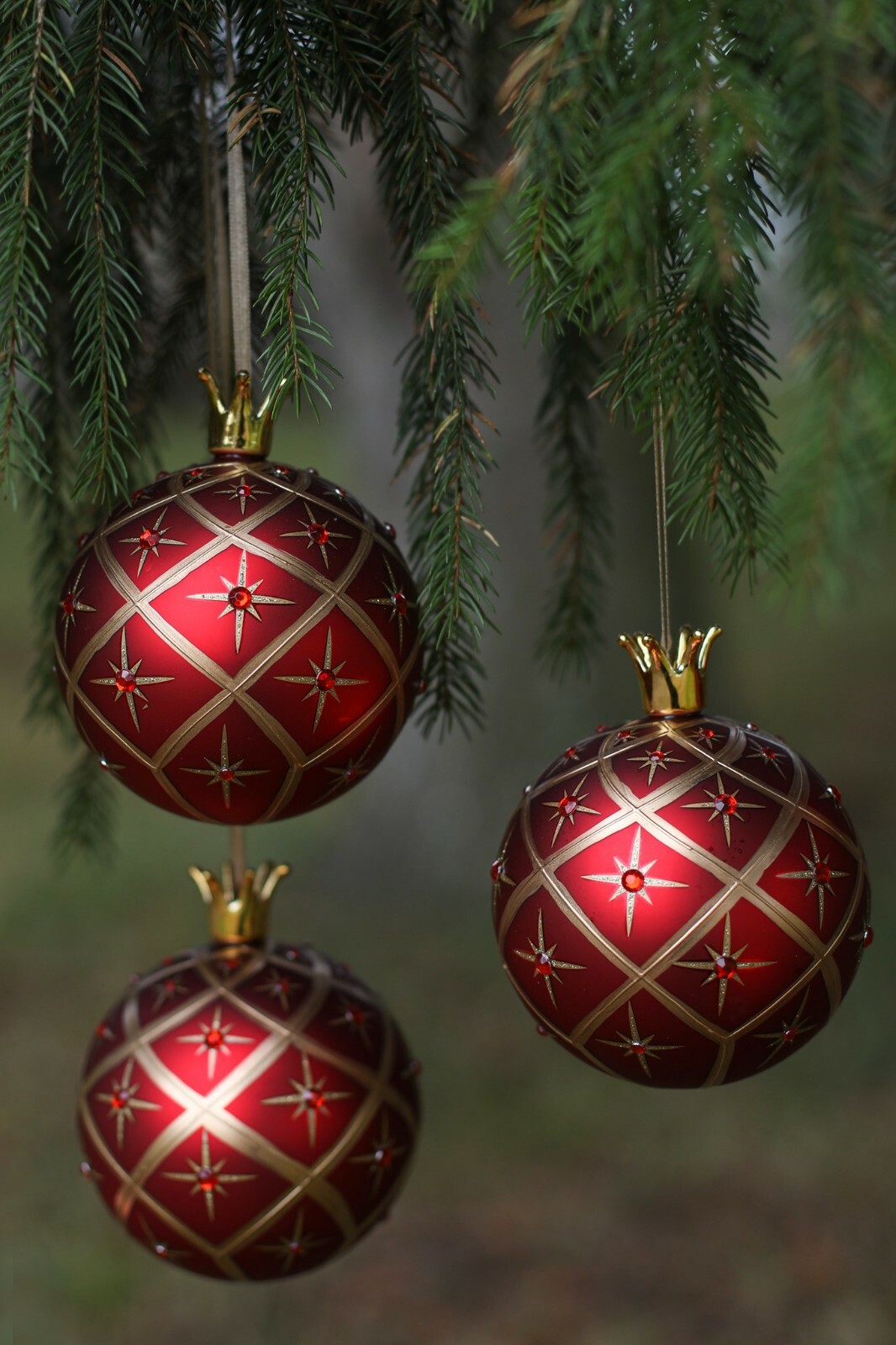 A135# Luxury Glass Ball Red Bauble With Porcelain Crown Cap Christmas ...