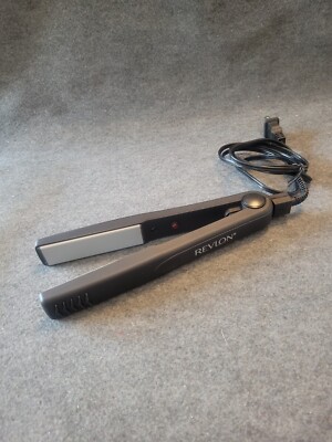 Revlon Essential Straight Smooth Flat Iron, 1" Ceramic Plates, New In ...