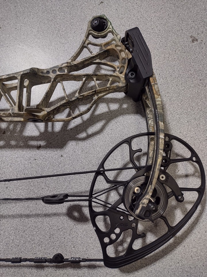 MATHEWS LIFT 33...RIGHT HAND...REALTREE EDGE...***PICK YOUR MOD*** | eBay