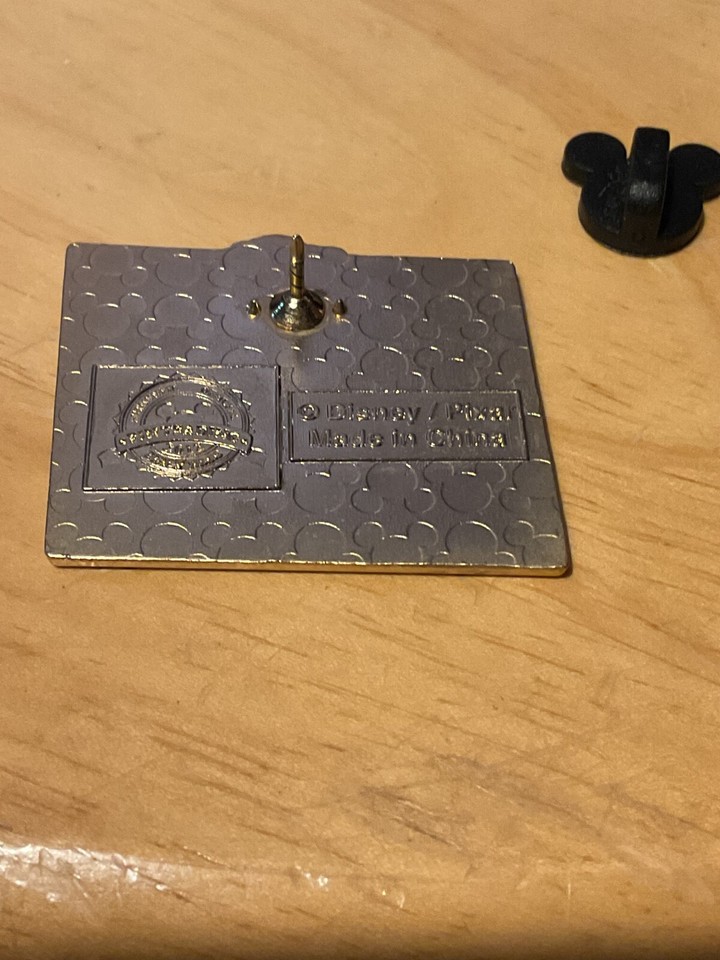 King Fergus Brave Booster Pixar Merida's Father Pin # 90213 | eBay