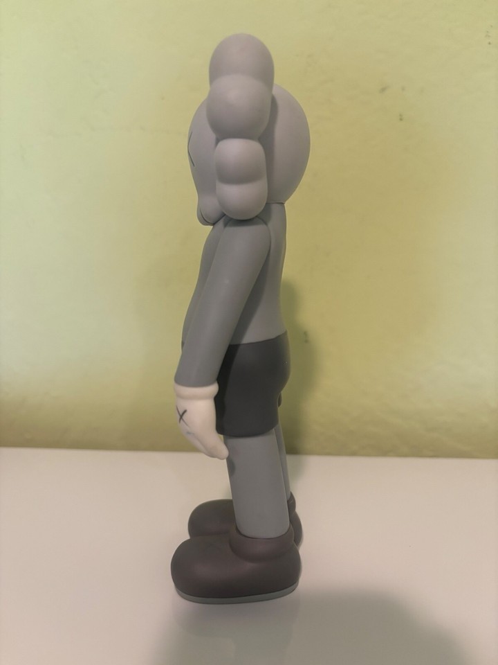 Kaws Figure Medicom 2004 | eBay