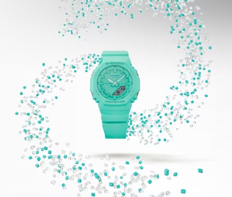 Casio Turquoise Womens Analogue-Digital Watch G-shock GMA-P2100-2AER ...