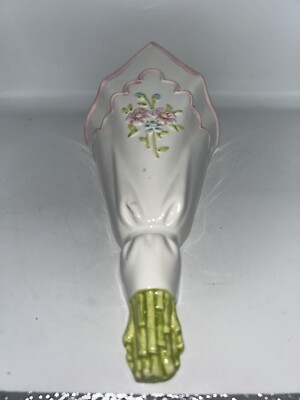 RETRO CERAMIC PINK FLORAL WHITE FANCY HANDKERCHIEF HANGING WALL POCKET ...
