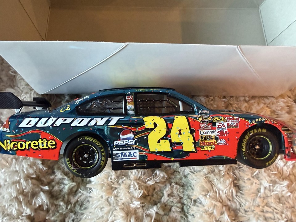 Jeff Gordon 24 DuPont Signed Phoenix Wn Impala 1:24 NASCAR Diecast 1 of ...