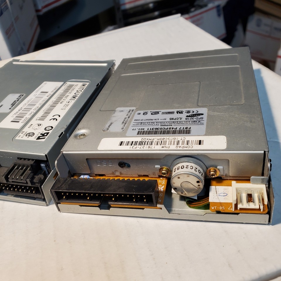 2x Mitsumi & Samsung 1.44MB 3.5-Inch Internal Floppy Disk Drive FDD ...