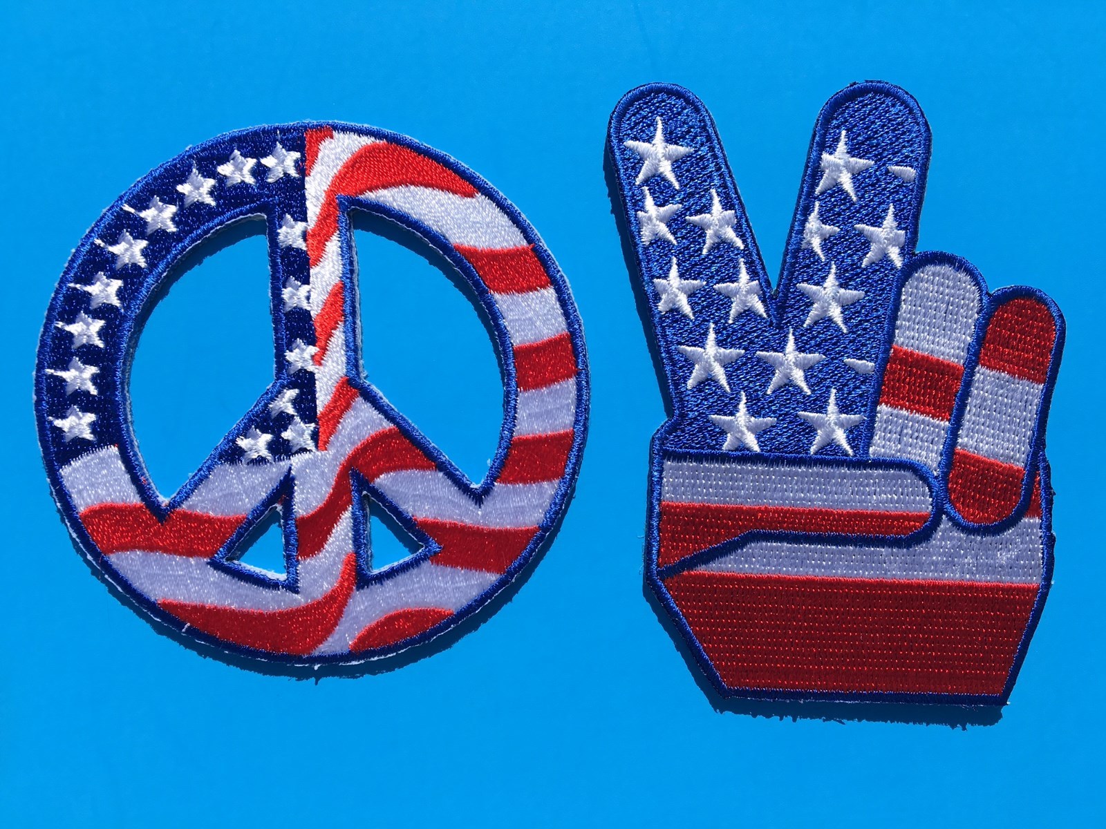 SET OF 2 USA AMERICAN FLAG PEACE SIGN VICTORY + ROUND EMBROIDERED PATCH ...