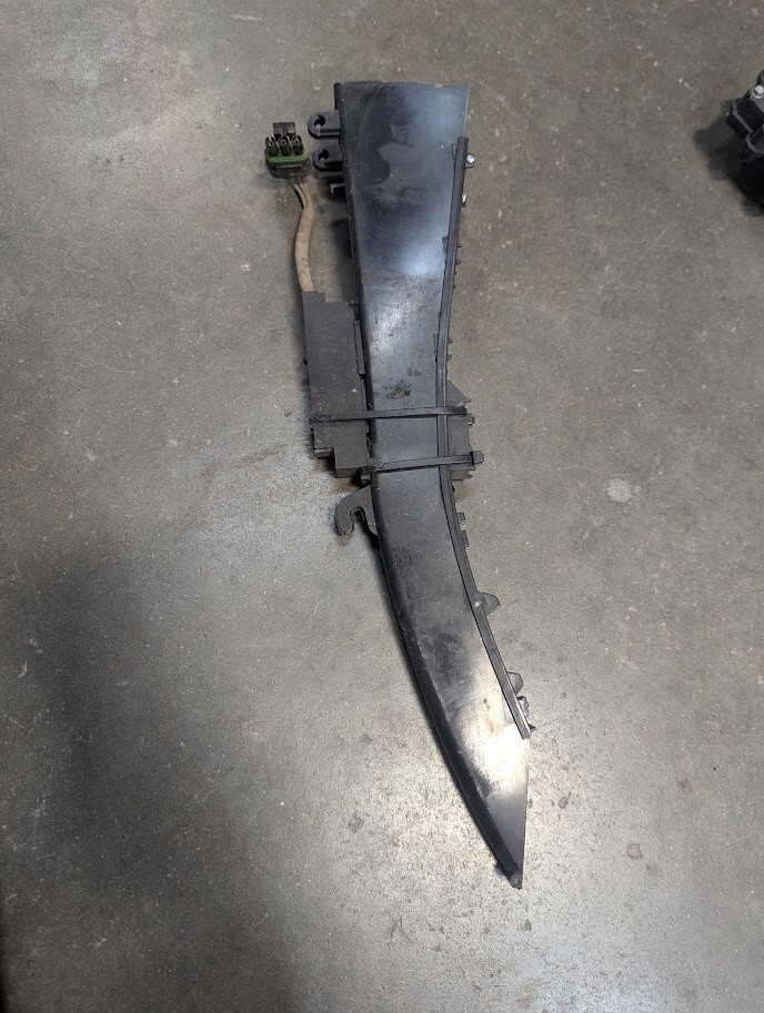 Precision Planting Bullseye Seedtube 700160 with DickeyJohn Sensor ...