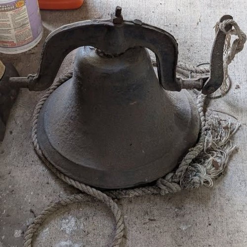 Antique C.S. Bell No. 2 Cast Iron Farm Dinner Bell 15" w/ Yoke Clapper ...