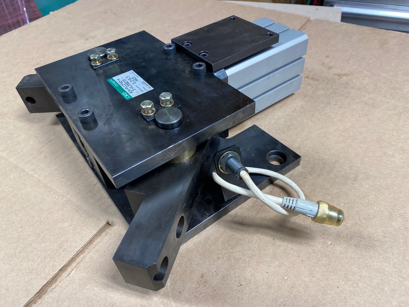 NEW CKD XCA-PLC2-63-A-3-FL330219 CLAMP CYLINDER ASSEMBLY Fast Shipping ...