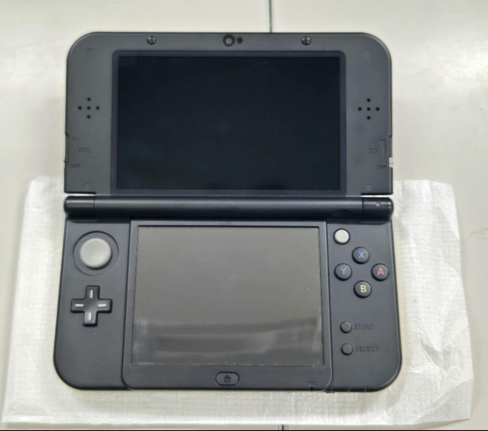 New Nintendo 3DS XL Metroid Edition Samus Game Console Corpo 2 Schermi ...