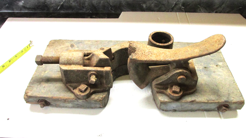 GOOD USER OLD WINDMILL WATER WELL PIPE DOG PULLER FARM TOOL | eBay