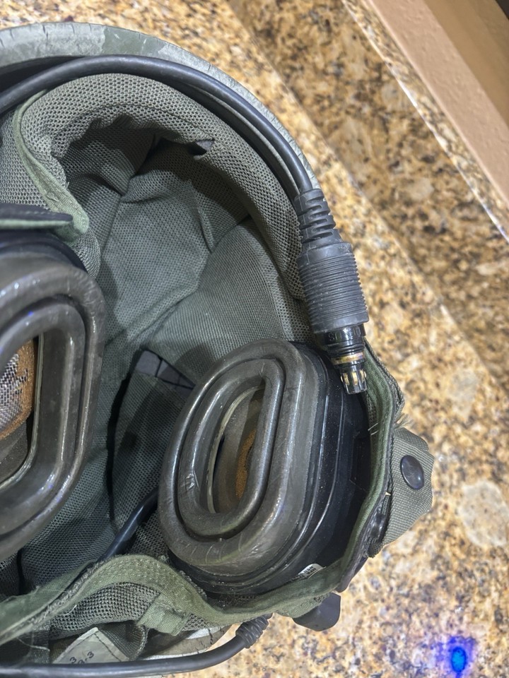 Large CVC Military Combat Vehicle Crewman Tanker Helmet W/ Comms Liner ...