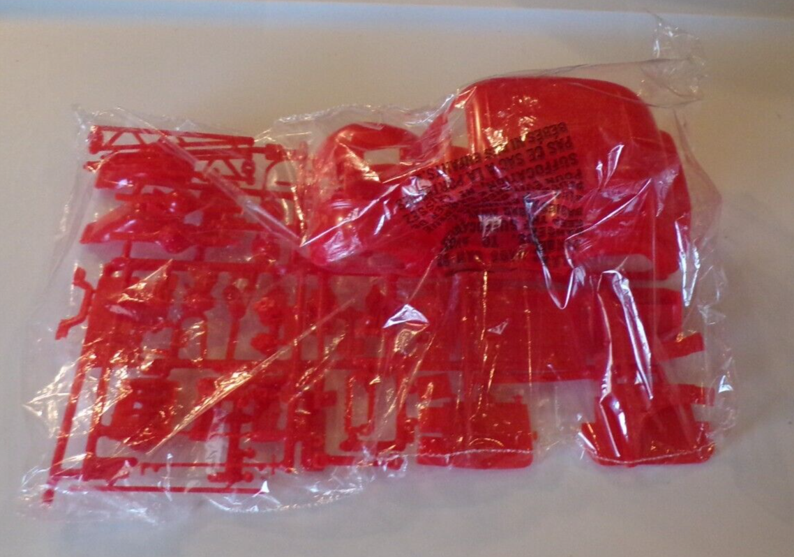 REVELL ANGLIA STREET ROD SKIP'S FIESTA DRIVE-IN MODEL KIT 1/25 SCALE ...