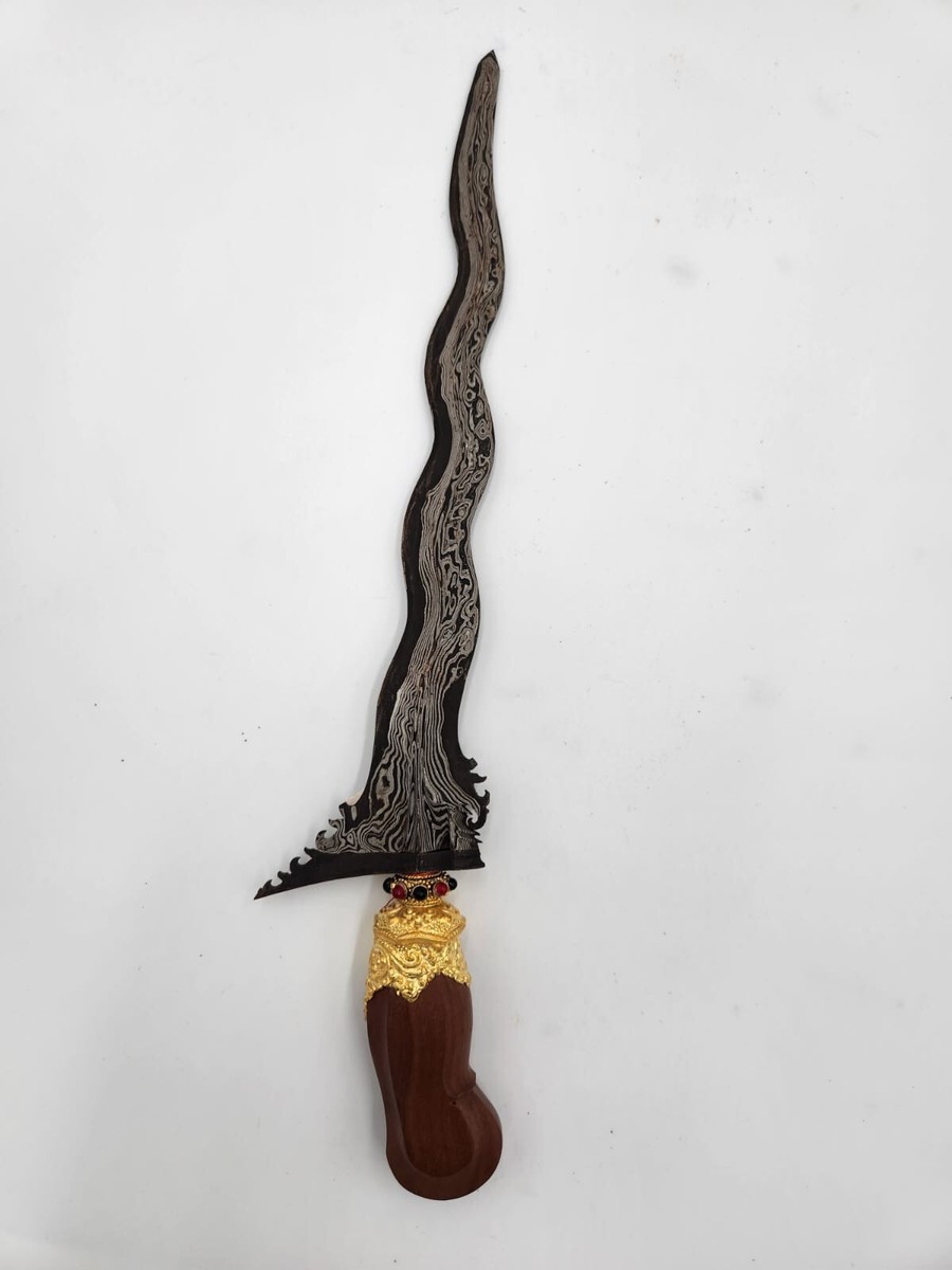 Keris Nogo Sosro Kris Keris Madura (Java) 13 Luk (bends)