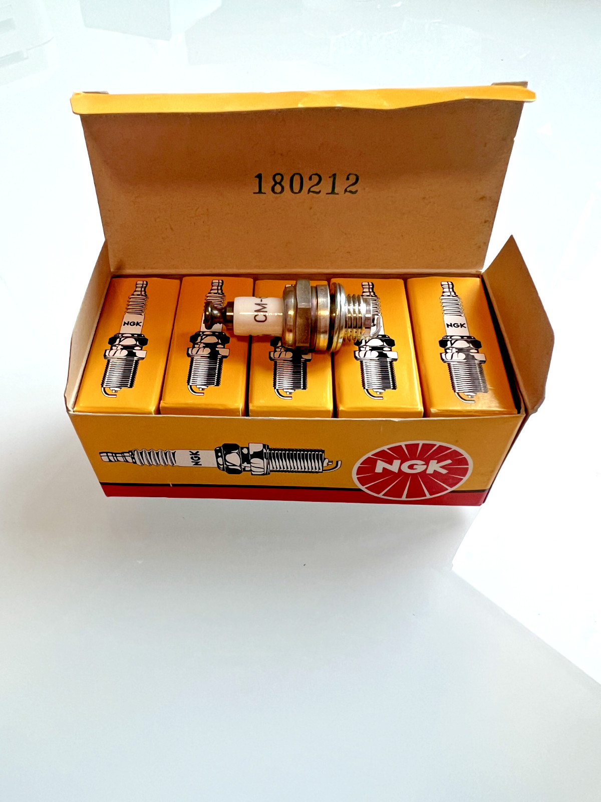 NGK CM6 - Alternative spark plugs