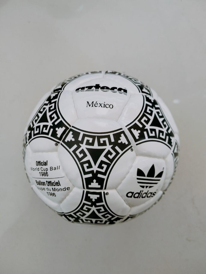 adidas historical mini ball set 14 pcs for collector FIFA world cup ...