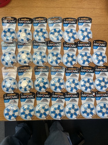 RAYOVAC 675 (BLUE) 27 PACKS OF 6 Batteries - BULK LOT (EXPIRED) - 162 ...