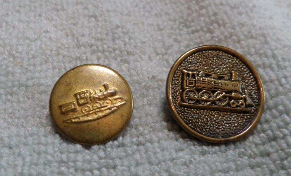 2 Vintage Antique Metal Picture Buttons RAILROAD TRAIN LOCOMOTIVE | eBay