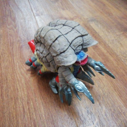 Gatanothor 1997 Ultraman Kaiju Figure | eBay