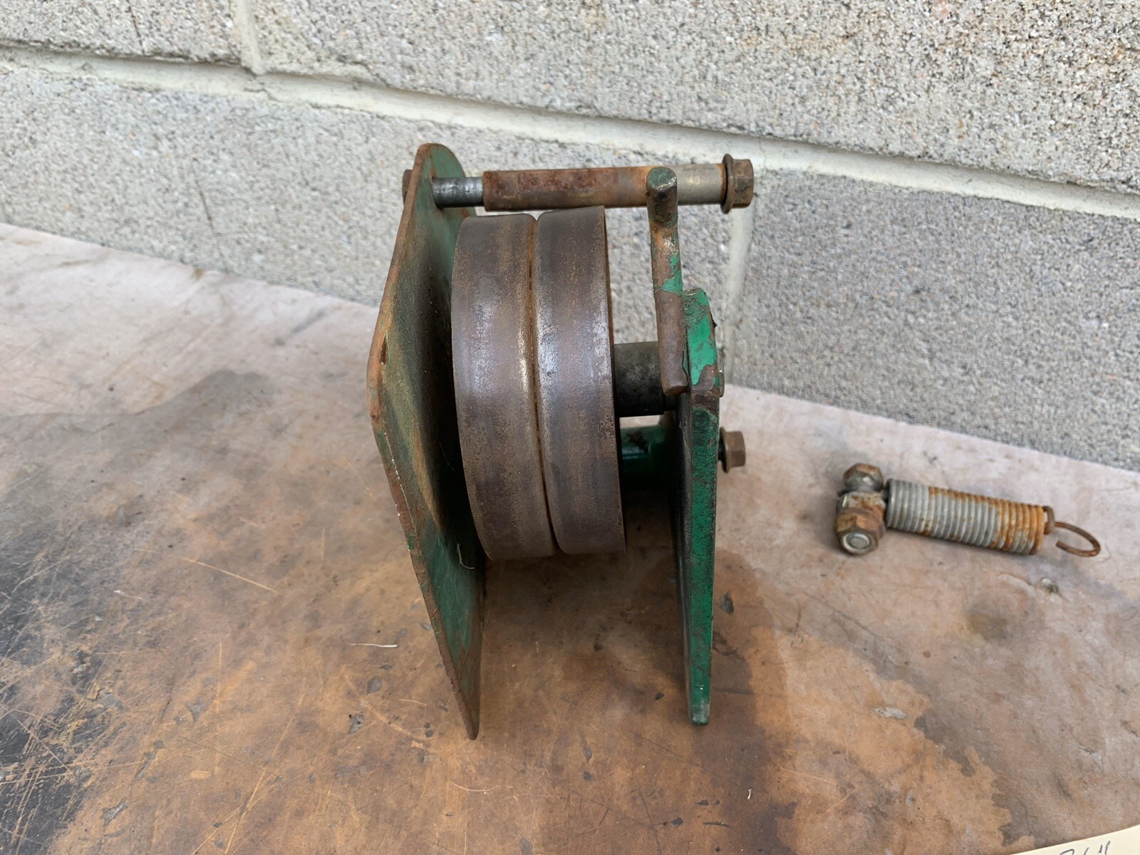 BOB CAT RANSOMES 36” Walk Behind Mower LH BELLCRANK AND PULLEY 36121 | eBay