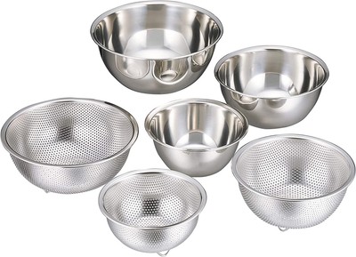 Peace Fraise Difficult to clog punching colander & easy-to-use deep ...